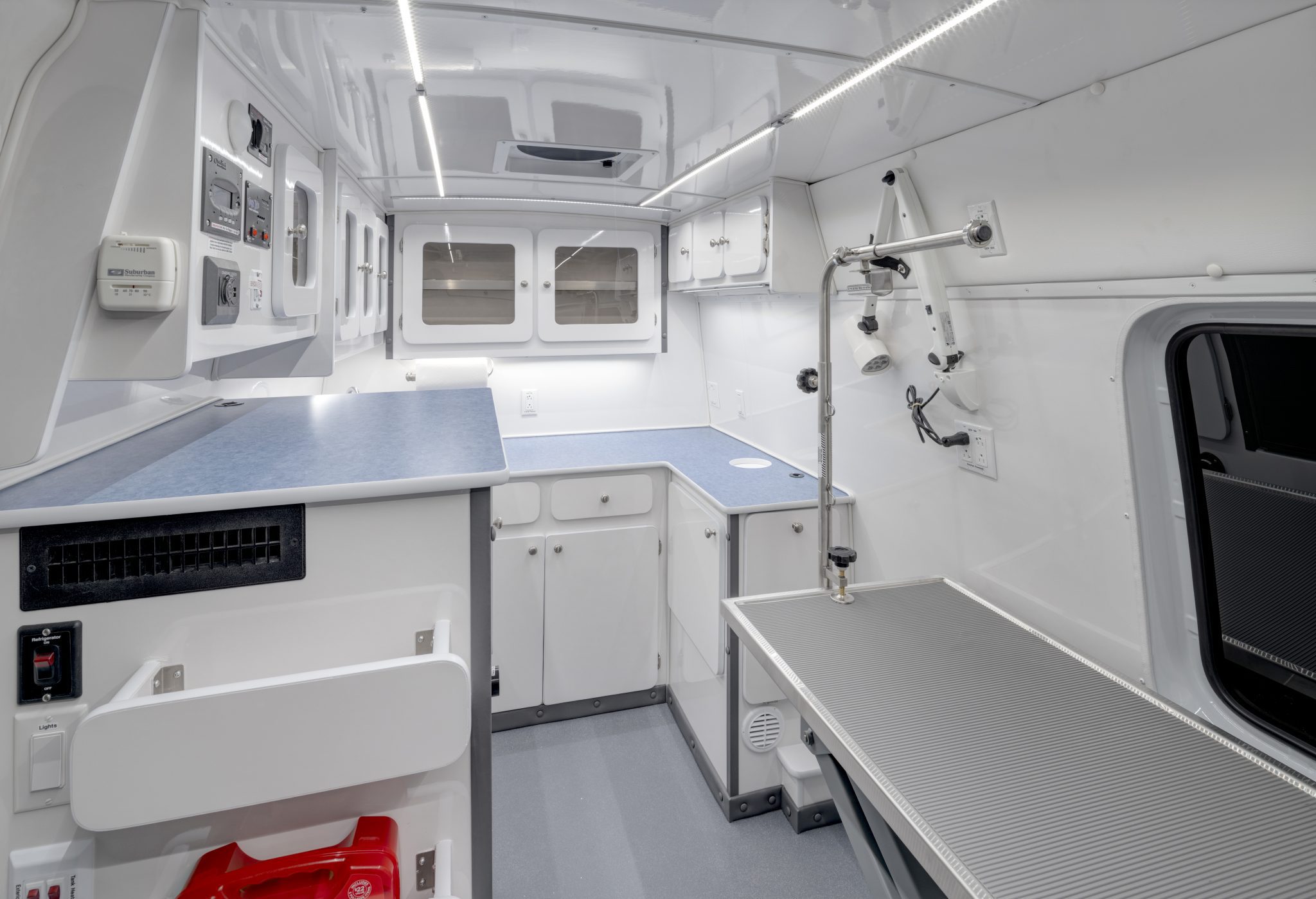 Supreme Well Pet Vet Sprinter Van | Wag'n Tails Mobile Conversions