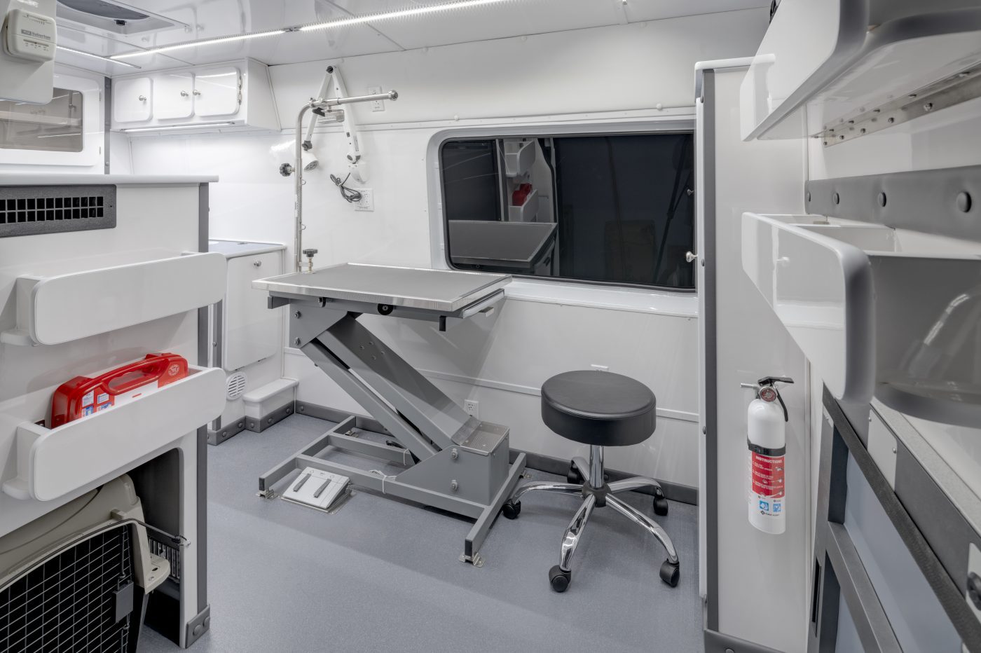 Supreme Well Pet Vet Sprinter Van | Wag'n Tails Mobile Conversions